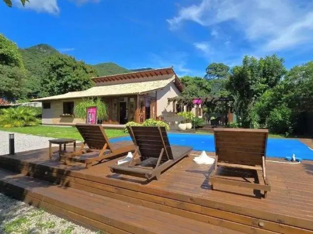 Casa / Sobrado para Venda em Florianópolis/SC Pântano do Sul 7 Quartos
