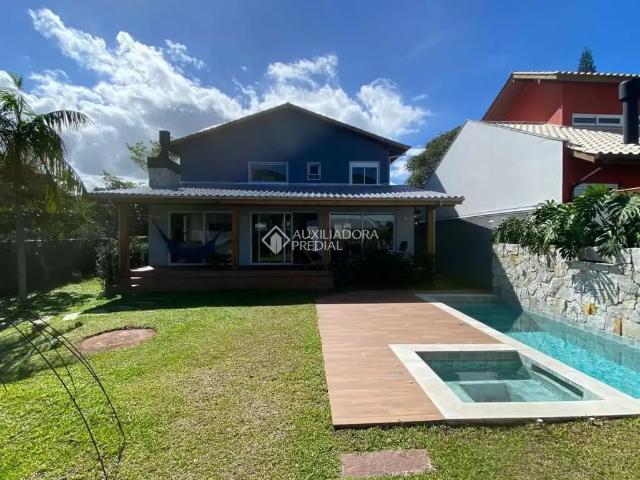 Casa / Sobrado para Venda em Florianópolis/SC Pântano do Sul 4 Quartos