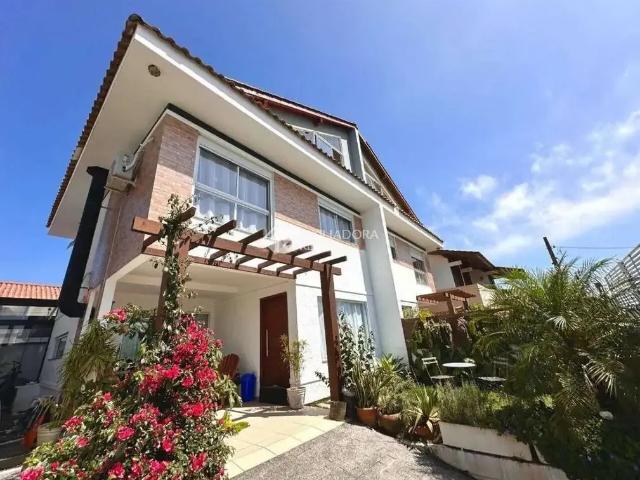 Casa / Sobrado para Venda em Florianópolis/SC Pântano do Sul 4 Quartos