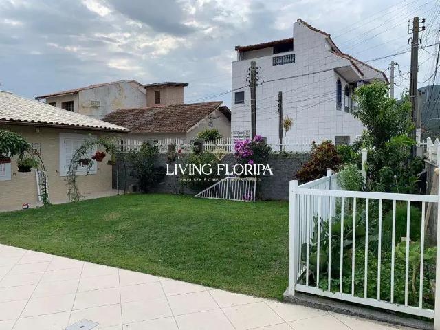 Casa / Sobrado para Venda em Florianópolis/SC Pântano do Sul 5 Quartos