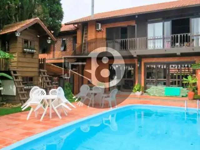 Casa / Sobrado para Venda em Florianópolis/SC Parque São Jorge 4 Quartos