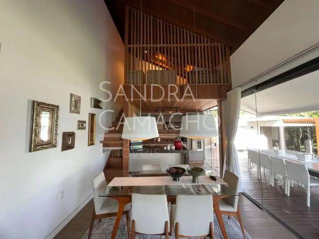 Casa / Sobrado para Venda em Florianópolis/SC Praia do Forte 3 Quartos
