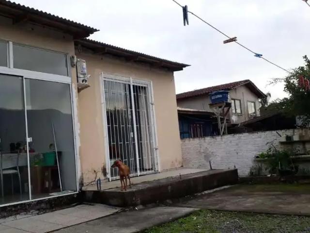 Casa / Sobrado para Venda em Florianópolis/SC Ratones 3 Quartos