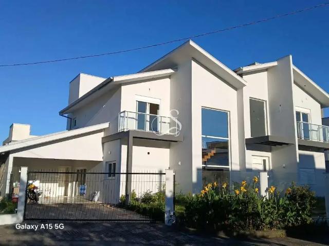 Casa / Sobrado para Venda em Florianópolis/SC Ribeirão da Ilha 4 Quartos