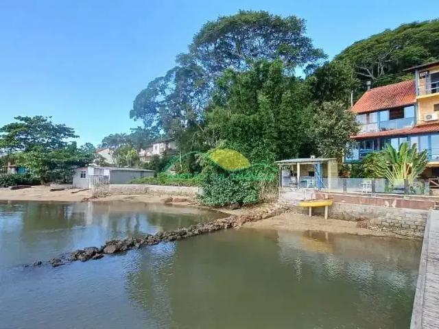 Casa / Sobrado para Venda em Florianópolis/SC Ribeirão da Ilha 4 Quartos