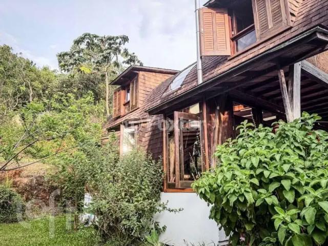 Casa / Sobrado para Venda em Florianópolis/SC Ribeirão da Ilha 5 Quartos