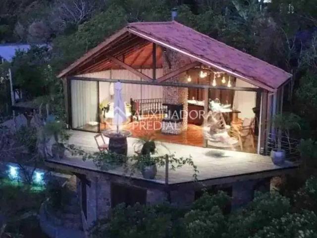 Casa / Sobrado para Venda em Florianópolis/SC Ribeirão da Ilha 1 Quartos