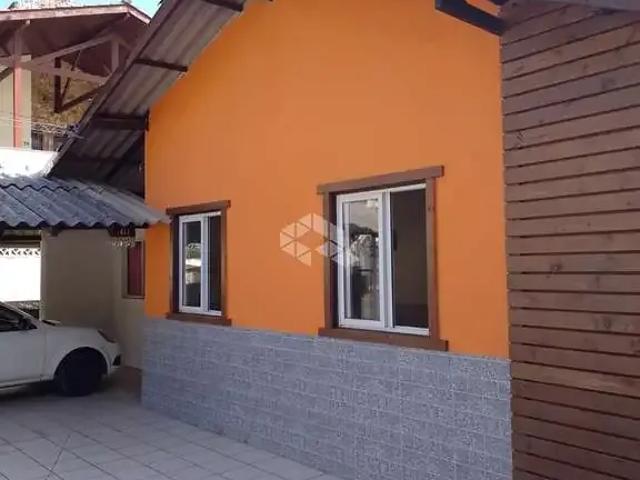 Casa / Sobrado para Venda em Florianópolis/SC Ribeirão da Ilha 2 Quartos
