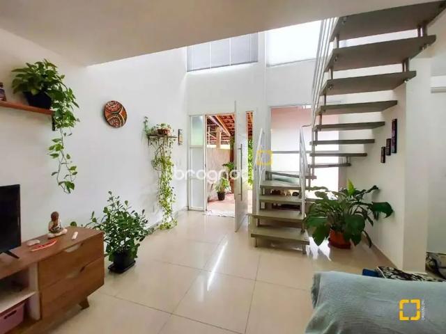 Casa / Sobrado para Venda em Florianópolis/SC Ribeirão da Ilha 2 Quartos