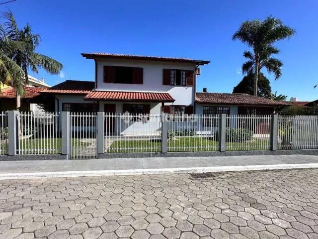 Casa / Sobrado para Venda em Florianópolis/SC Ribeirão da Ilha 3 Quartos
