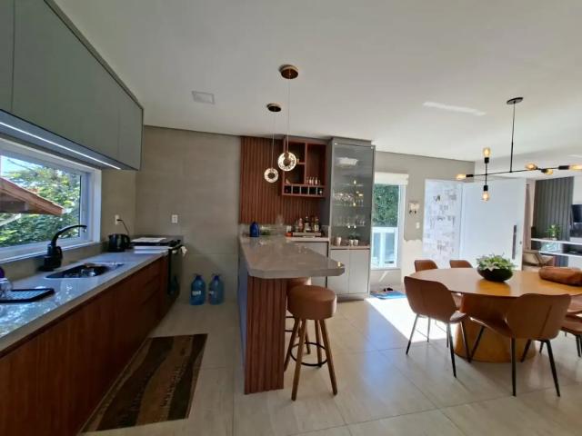 Casa / Sobrado para Venda em Florianópolis/SC Ribeirão da Ilha 3 Quartos