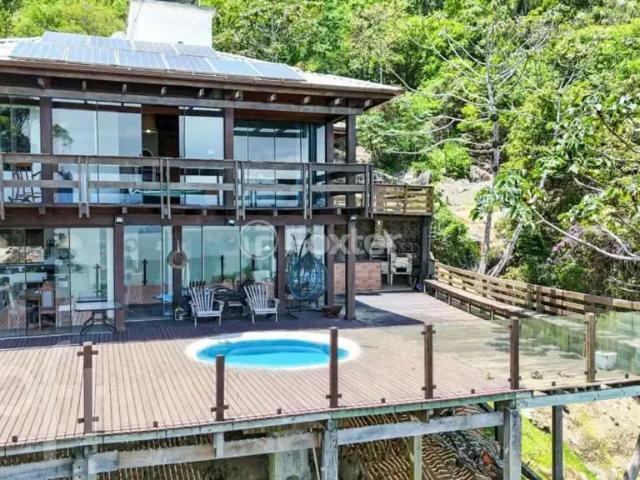 Casa / Sobrado para Venda em Florianópolis/SC Ribeirão da Ilha 3 Quartos