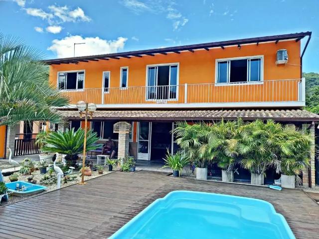 Casa / Sobrado para Venda em Florianópolis/SC Ribeirão da Ilha 3 Quartos