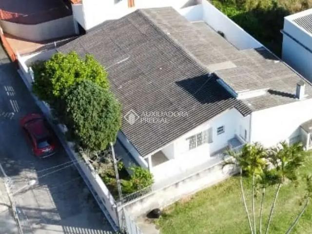 Casa / Sobrado para Venda em Florianópolis/SC Ribeirão da Ilha 3 Quartos