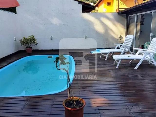 Casa / Sobrado para Venda em Florianópolis/SC Ribeirão da Ilha 3 Quartos