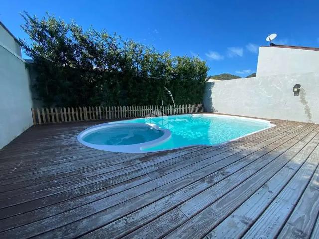 Casa / Sobrado para Venda em Florianópolis/SC Ribeirão da Ilha 3 Quartos