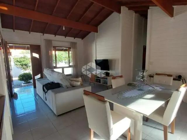 Casa / Sobrado para Venda em Florianópolis/SC Ribeirão da Ilha 3 Quartos