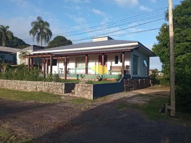 Casa / Sobrado para Venda em Florianópolis/SC Ribeirão da Ilha 3 Quartos
