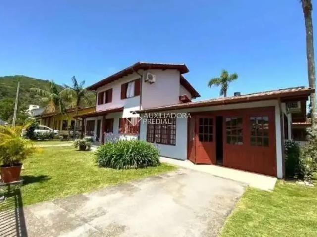 Casa / Sobrado para Venda em Florianópolis/SC Ribeirão da Ilha 3 Quartos