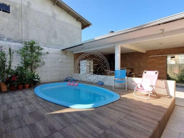Casa / Sobrado para Venda em Florianópolis/SC Ribeirão da Ilha 3 Quartos