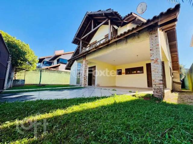 Casa / Sobrado para Venda em Florianópolis/SC Rio Tavares 3 Quartos