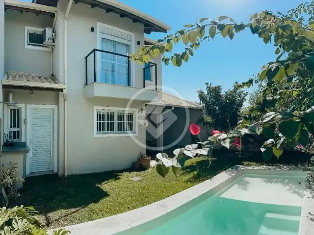 Casa / Sobrado para Venda em Florianópolis/SC Rio Tavares 3 Quartos