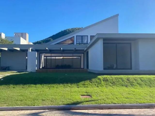 Casa / Sobrado para Venda em Florianópolis/SC Rio Tavares 3 Quartos