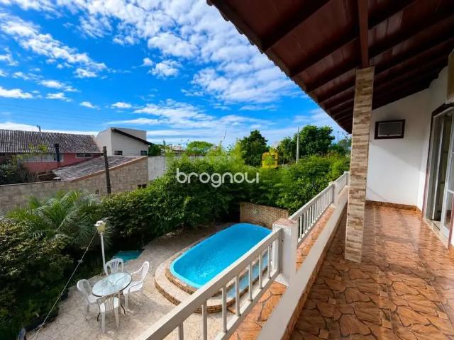 Casa / Sobrado para Venda em Florianópolis/SC Rio Tavares 3 Quartos