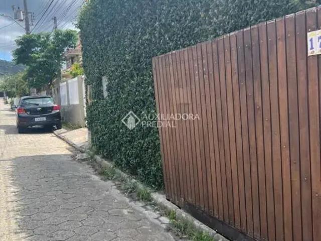 Casa / Sobrado para Venda em Florianópolis/SC Rio Tavares 3 Quartos