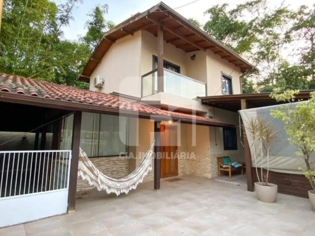 Casa / Sobrado para Venda em Florianópolis/SC Rio Tavares 3 Quartos