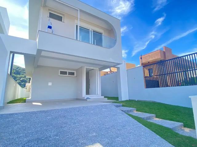 Casa / Sobrado para Venda em Florianópolis/SC Rio Tavares 3 Quartos
