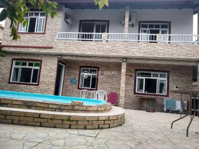 Casa / Sobrado para Venda em Florianópolis/SC Rio Tavares 4 Quartos
