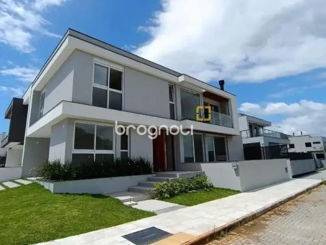 Casa / Sobrado para Venda em Florianópolis/SC Rio Tavares 3 Quartos