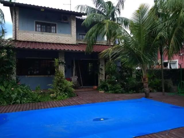 Casa / Sobrado para Venda em Florianópolis/SC Rio Tavares 4 Quartos