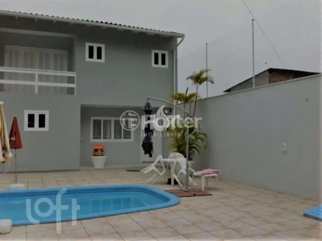Casa / Sobrado para Venda em Florianópolis/SC Rio Tavares 4 Quartos
