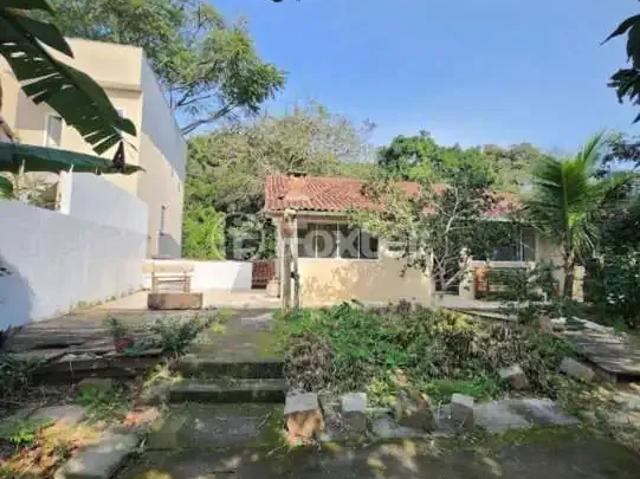 Casa / Sobrado para Venda em Florianópolis/SC Rio Tavares 4 Quartos