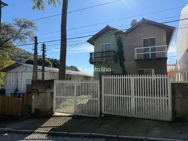 Casa / Sobrado para Venda em Florianópolis/SC Rio Tavares 4 Quartos