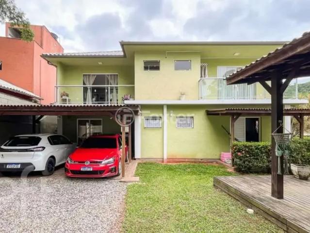 Casa / Sobrado para Venda em Florianópolis/SC Rio Tavares 5 Quartos