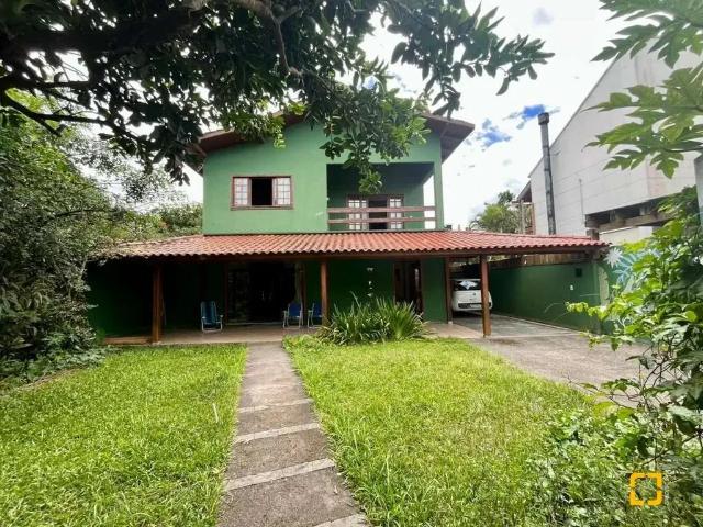 Casa / Sobrado para Venda em Florianópolis/SC Rio Tavares 5 Quartos