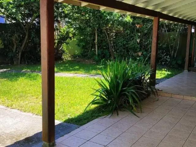 Casa / Sobrado para Venda em Florianópolis/SC Rio Tavares 6 Quartos