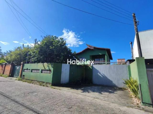 Casa / Sobrado para Venda em Florianópolis/SC Rio Tavares 6 Quartos