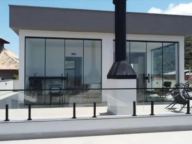 Casa / Sobrado para Venda em Florianópolis/SC Rio Tavares 8 Quartos