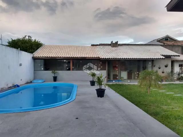 Casa / Sobrado para Venda em Florianópolis/SC Tapera 3 Quartos