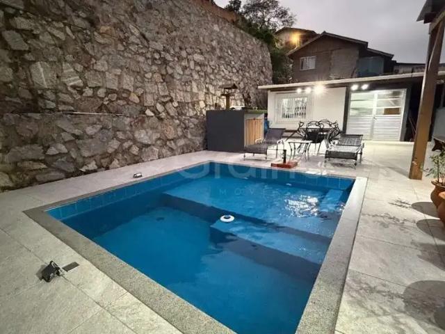 Casa / Sobrado para Venda em Florianópolis/SC Tapera 5 Quartos