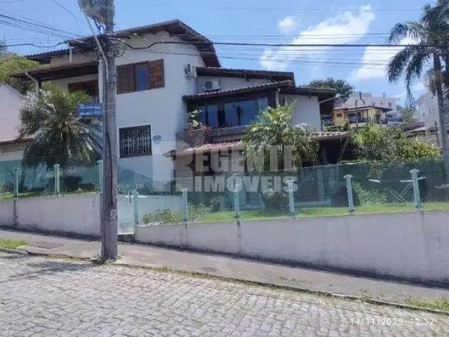 Casa / Sobrado para Venda em Florianópolis/SC Trindade 3 Quartos