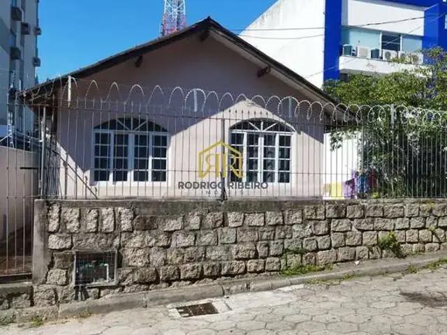 Casa / Sobrado para Venda em Florianópolis/SC Trindade 3 Quartos