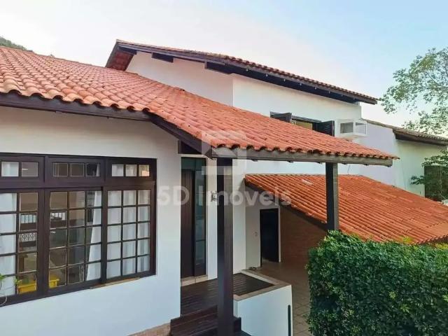 Casa / Sobrado para Venda em Florianópolis/SC Trindade 3 Quartos
