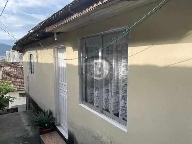 Casa / Sobrado para Venda em Florianópolis/SC Trindade 3 Quartos