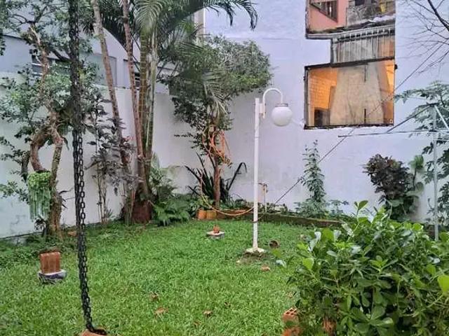 Casa / Sobrado para Venda em Florianópolis/SC Trindade 10 Quartos