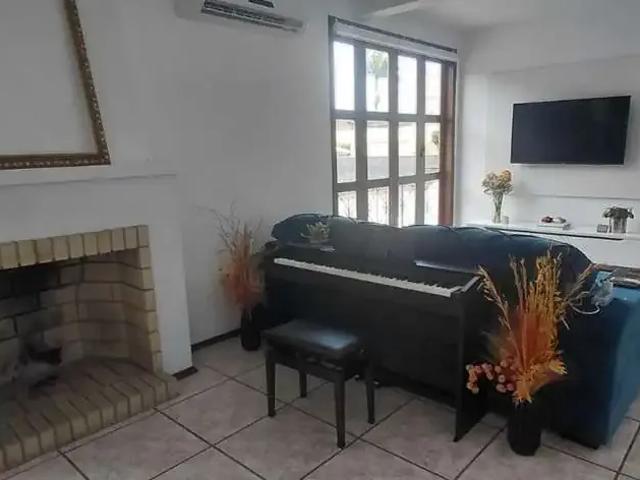 Casa / Sobrado para Venda em Florianópolis/SC Trindade 2 Quartos